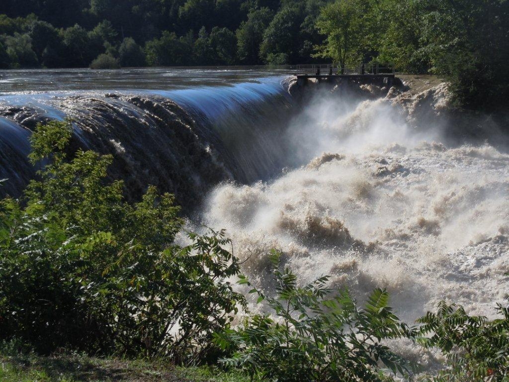 The Return of Dams To The News Cycle - Pare Corporation